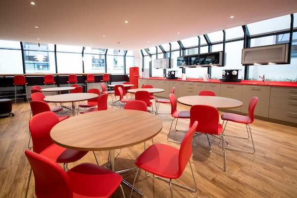 CA indosuez Genève - bj office & coffee SA